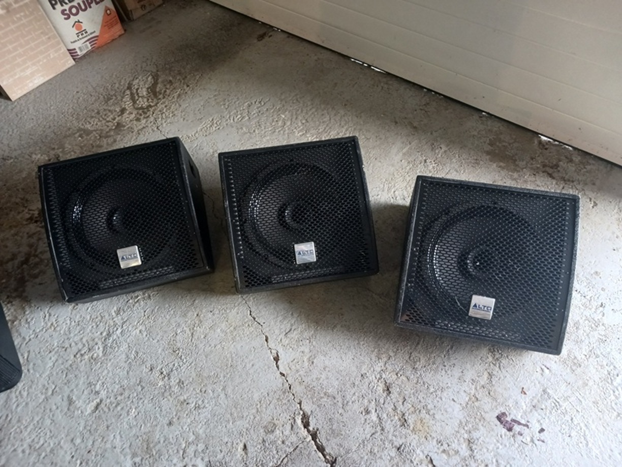 3 Retours de scène amplifiés Alto SXM 12A - Annonce d'occasion - EasyZic