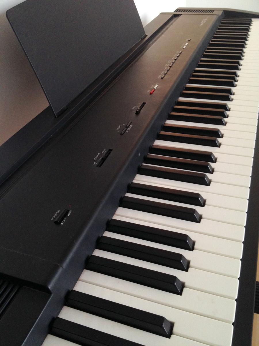 Roland EP-9e : Meilleurs prix neuf, Avis, Test et Vente d'occasion ...