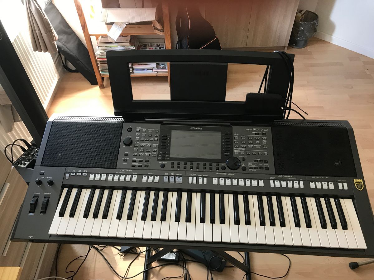 Yamaha PSR-S770 : Meilleurs prix neuf, Avis, Test et Vente d'occasion ...
